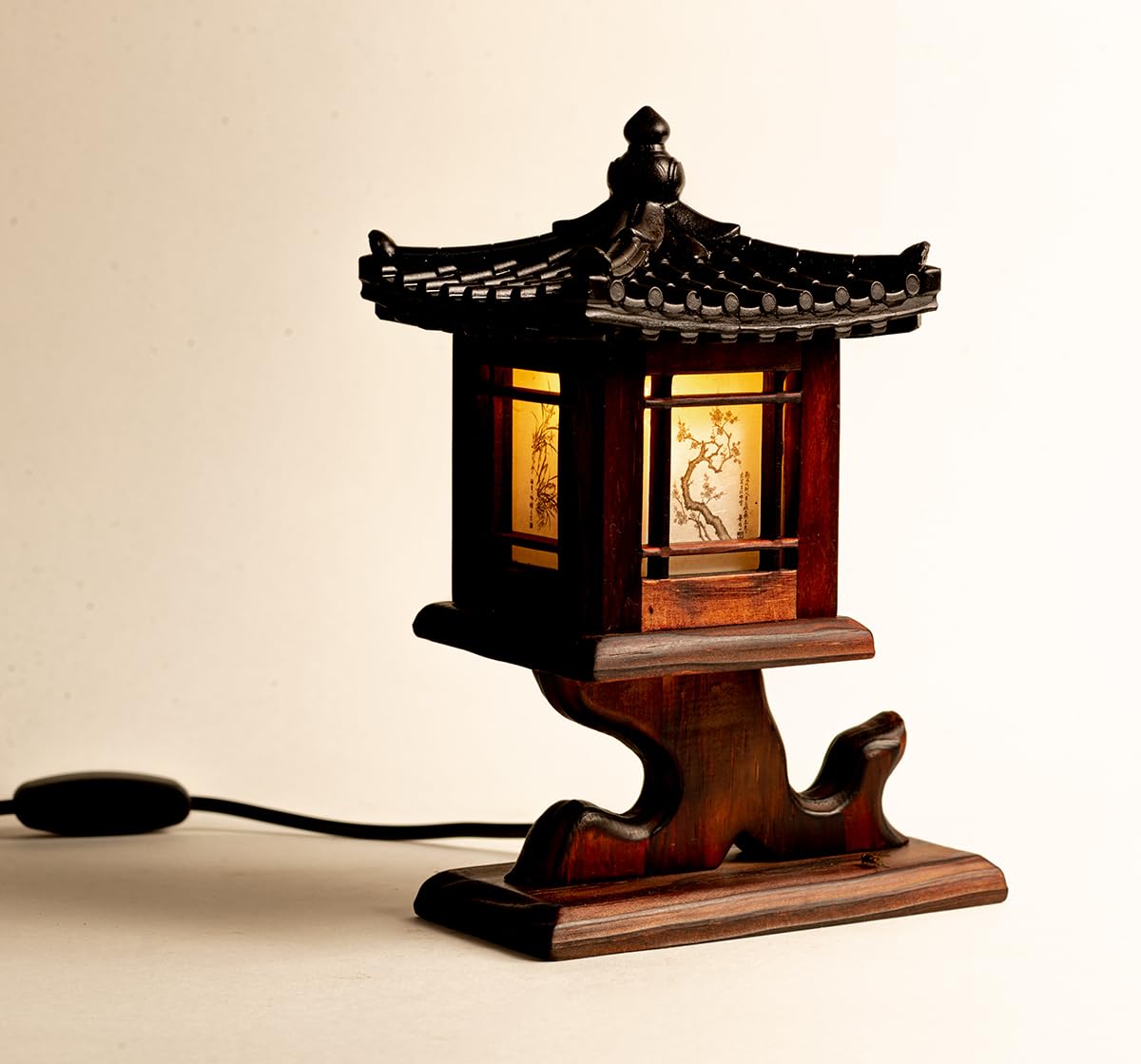 Antique Alive Traditional Korean Wood Lamp - Handmade Brown Table Lant ...