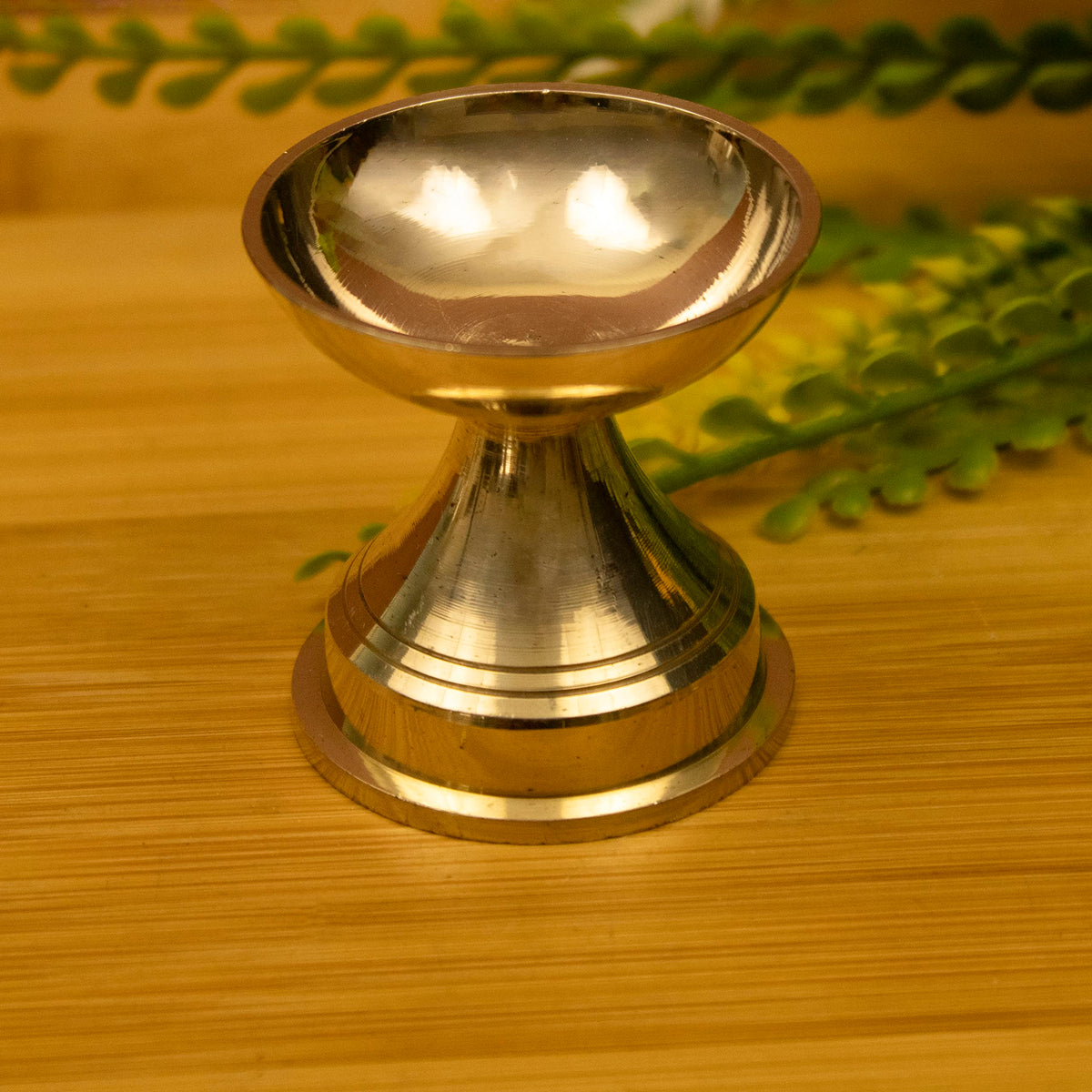 Spillbox Traditional Brass Diya for Puja | Pooja Aarti | Arti Deepak D ...